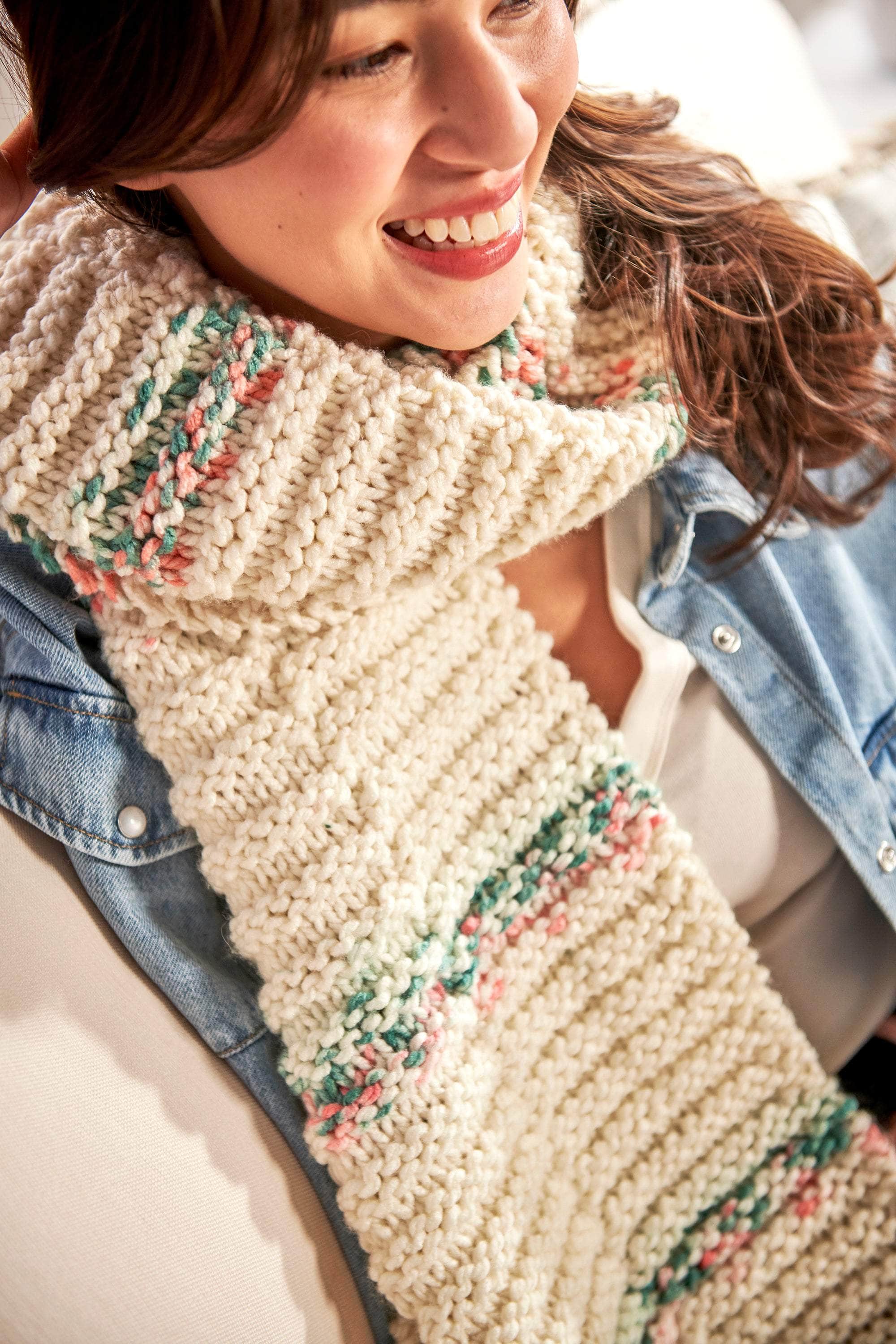 Big Bloom Scarf – Premier Yarns
