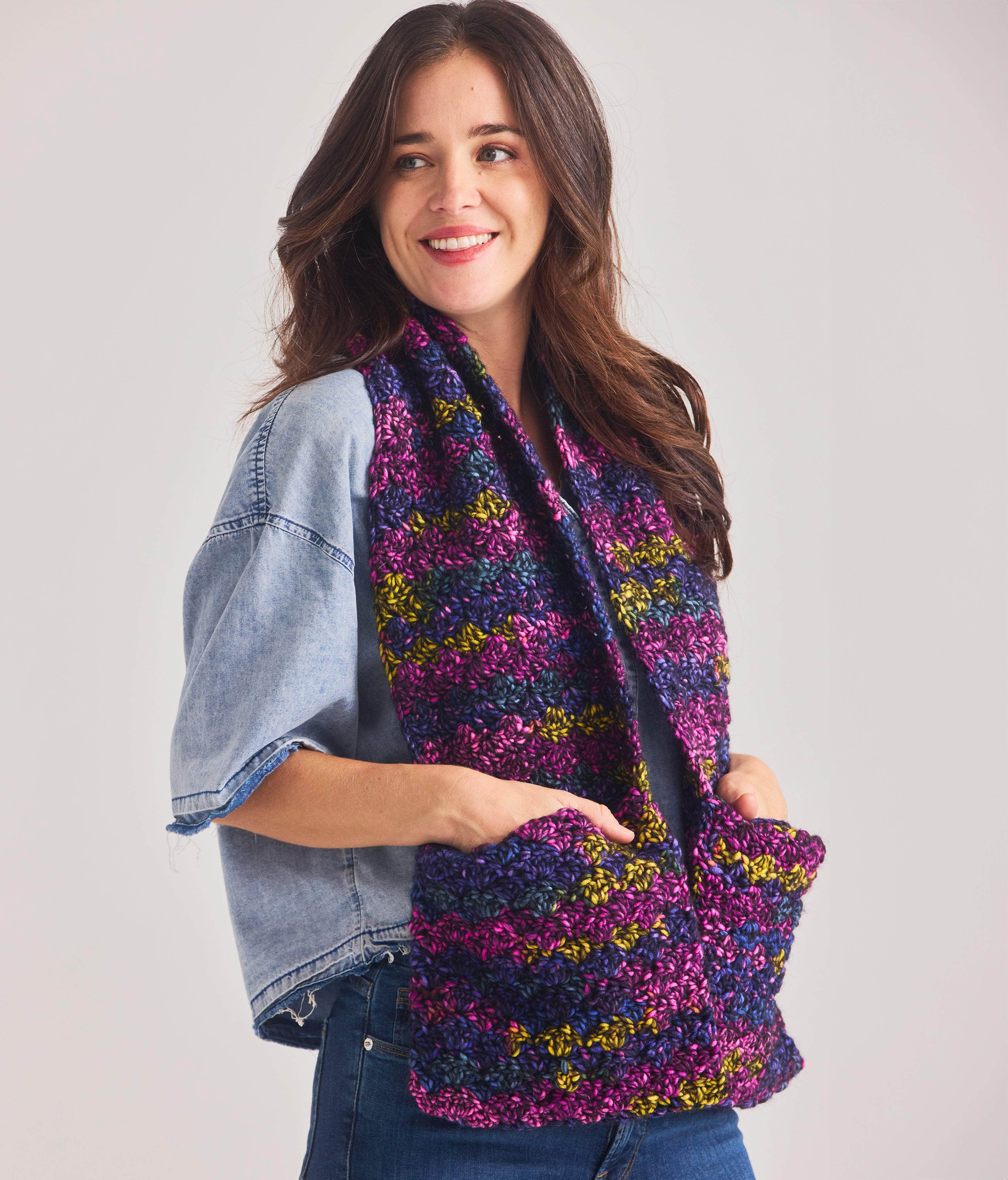 Peppercorn Pocket Scarf – Premier Yarns