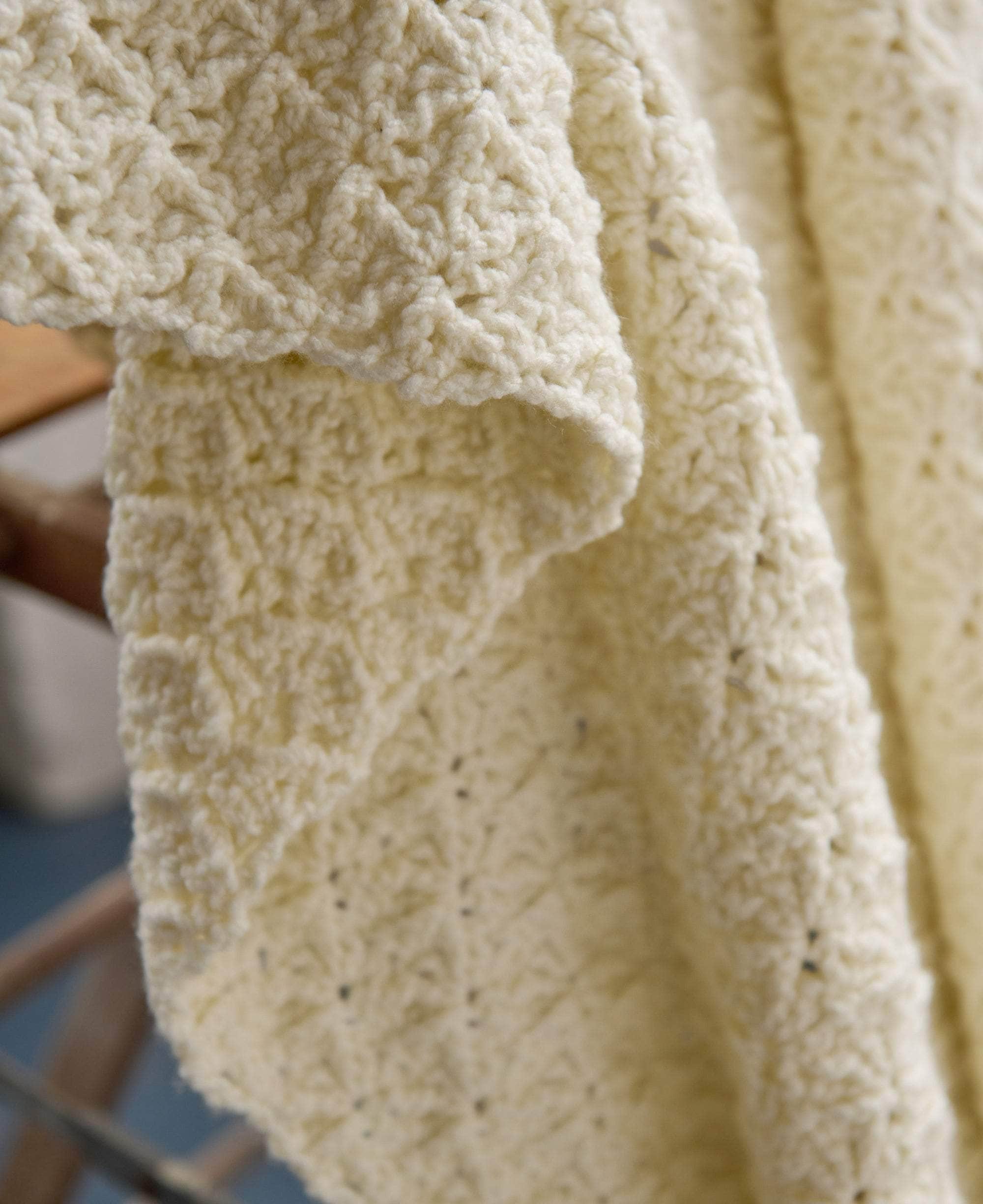 Open Fans Blanket – Premier Yarns