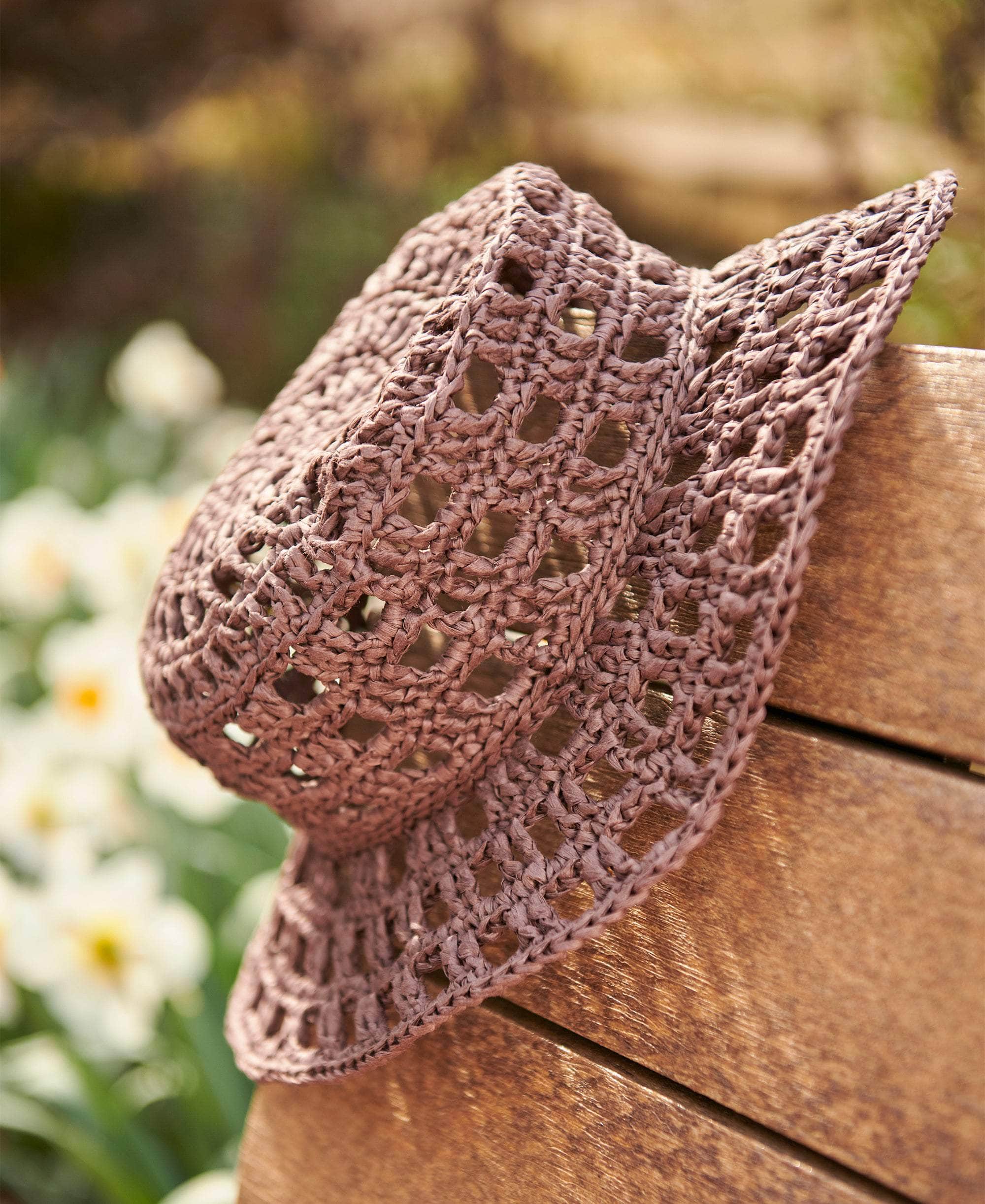 Coastal Mesh Hat – Premier Yarns