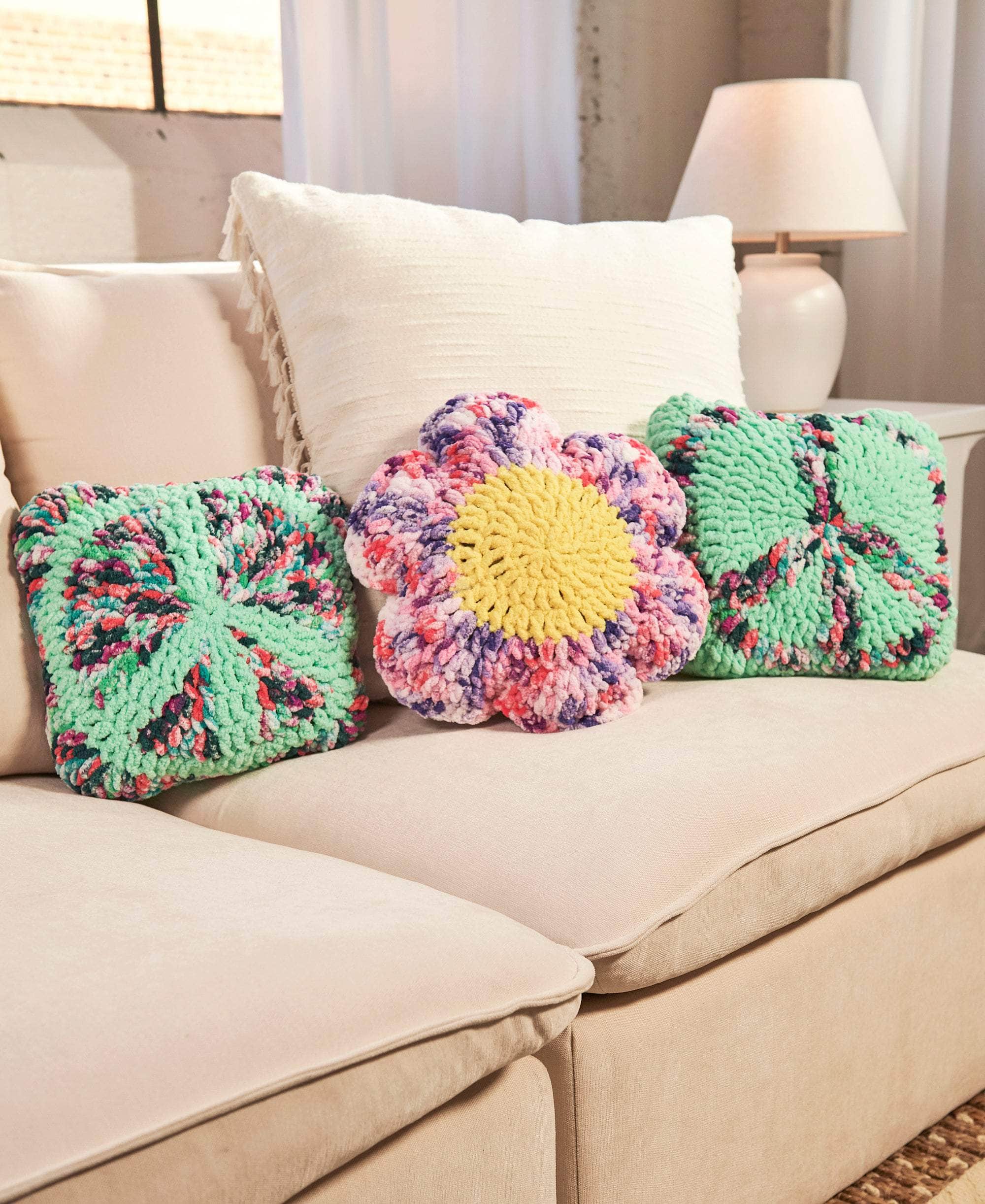 Boho Bloom Pillow – Premier Yarns