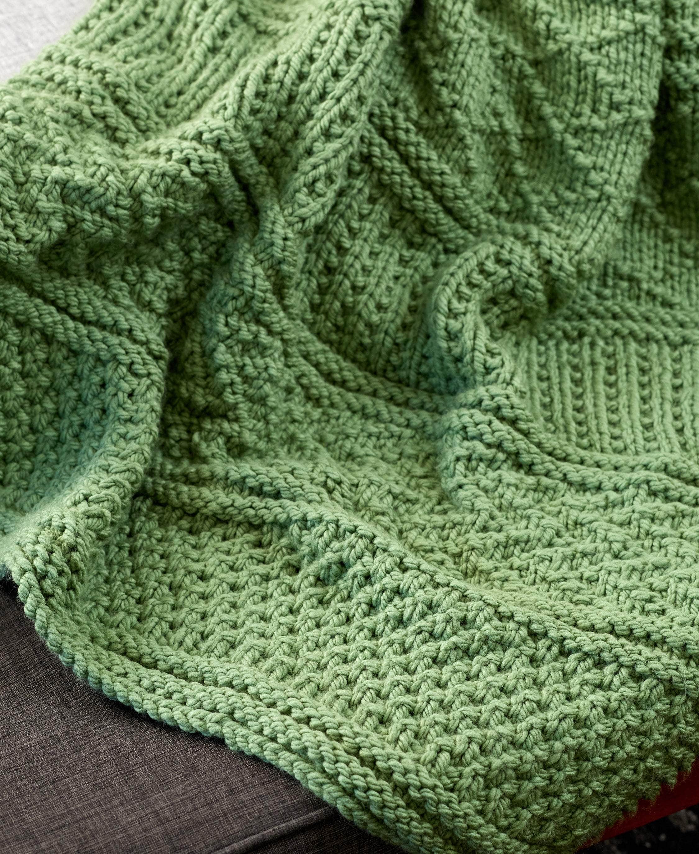 Fisherman's Throw – Premier Yarns