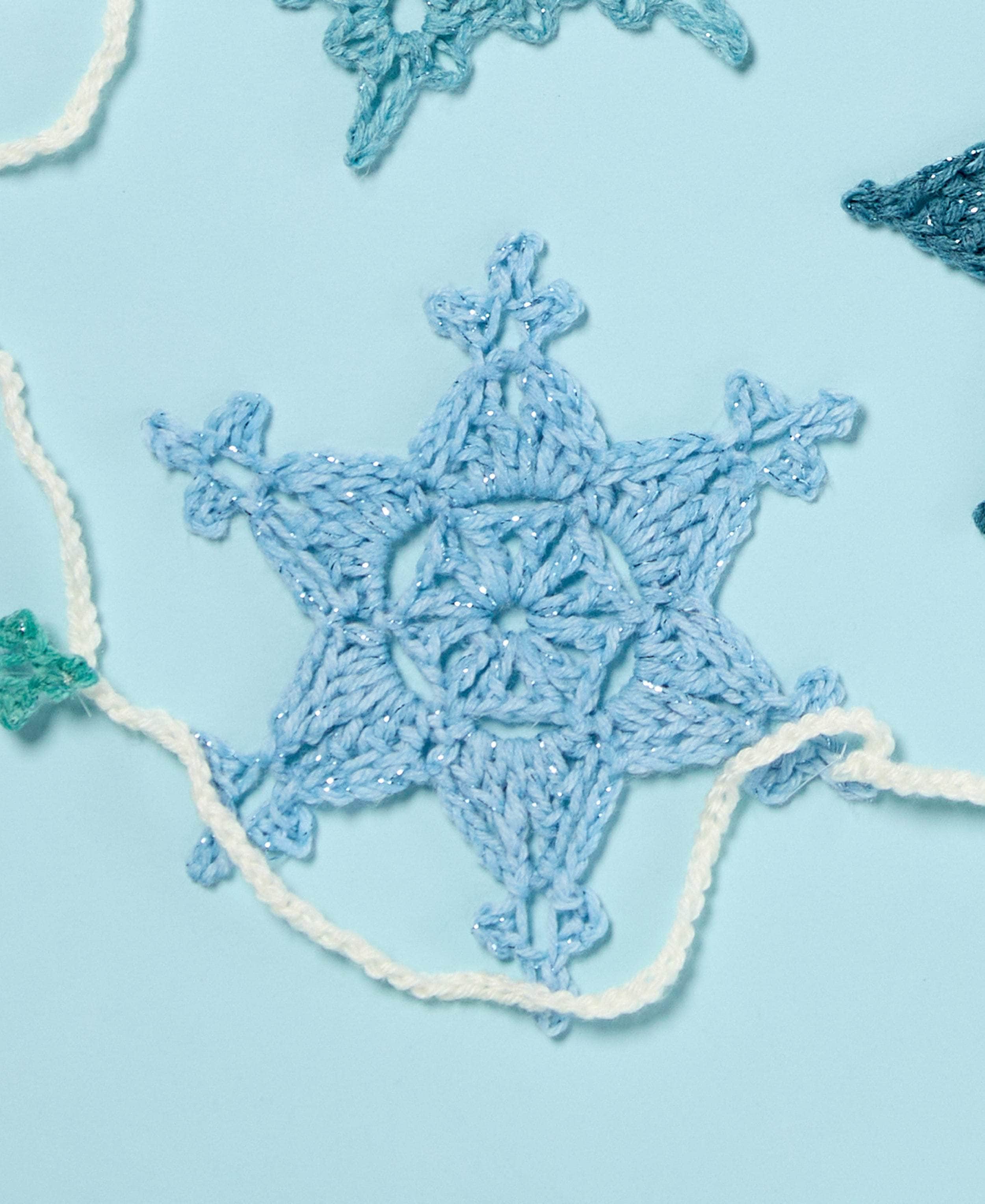 Starry Night Snowflake Garland – Premier Yarns