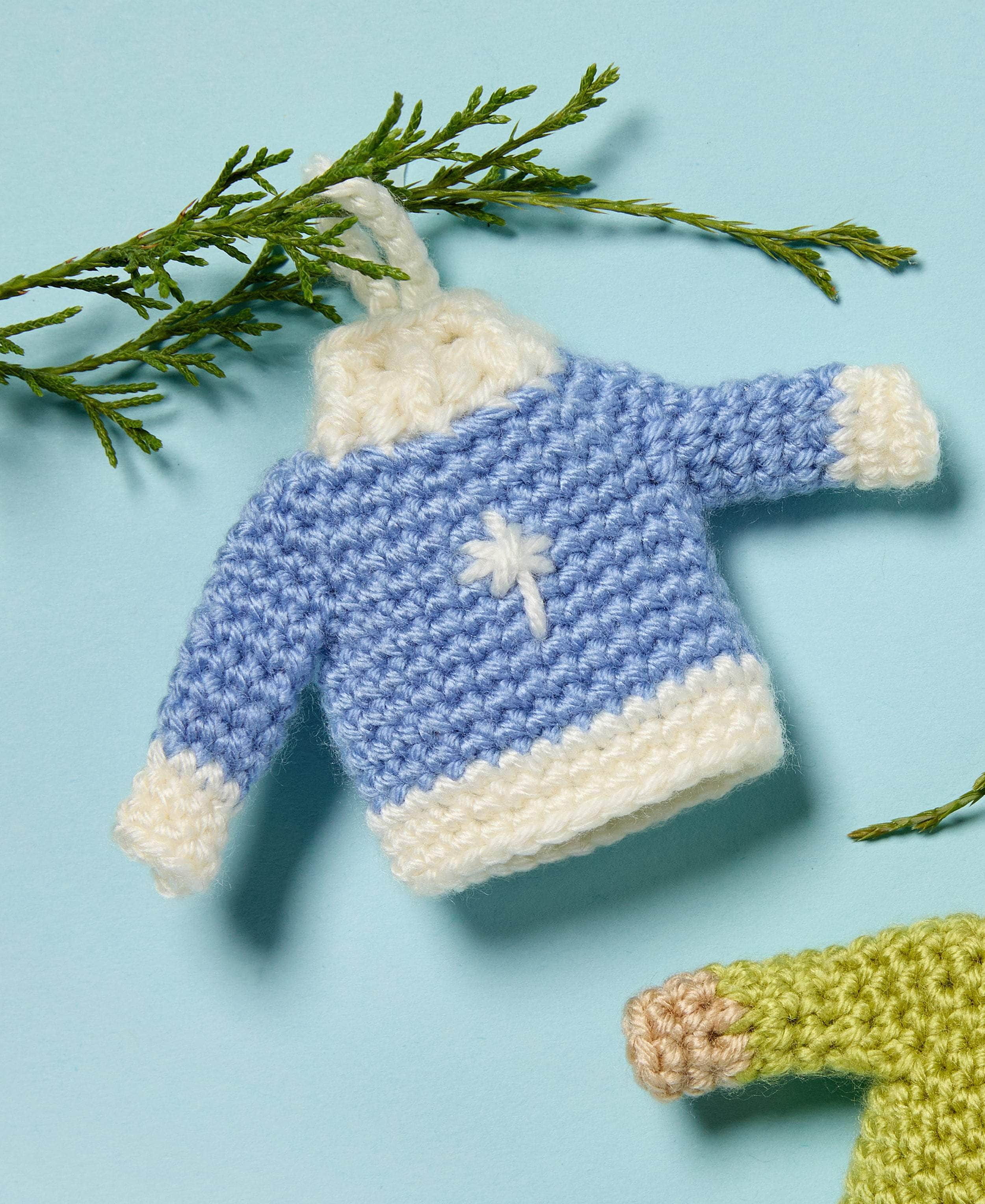 Little Wonder Sweater Ornament – Premier Yarns