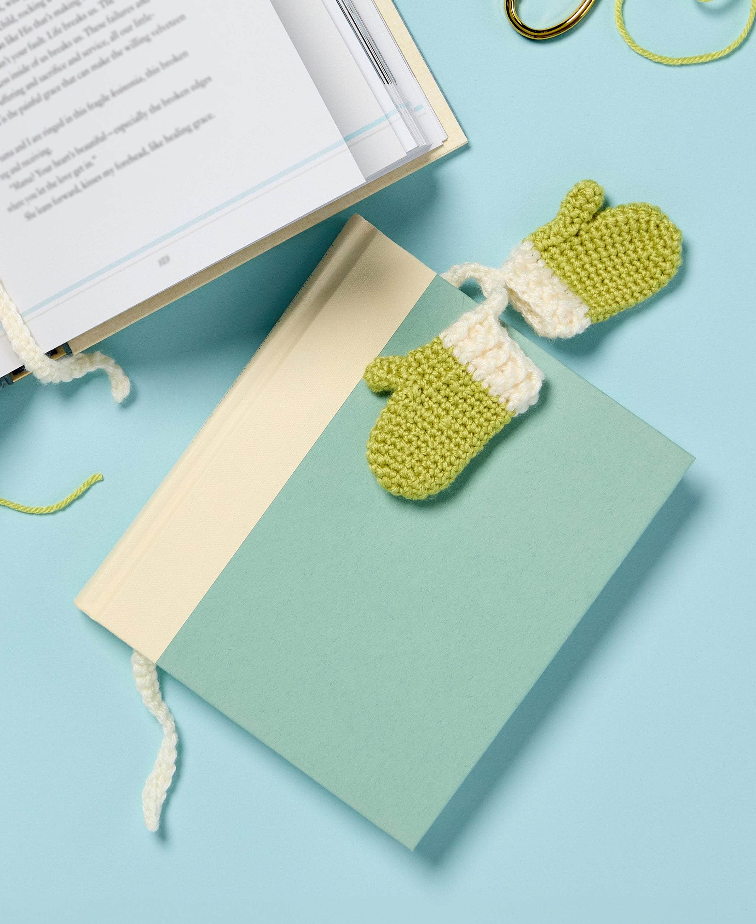 Winter Whisper Mitten Bookmark – Premier Yarns