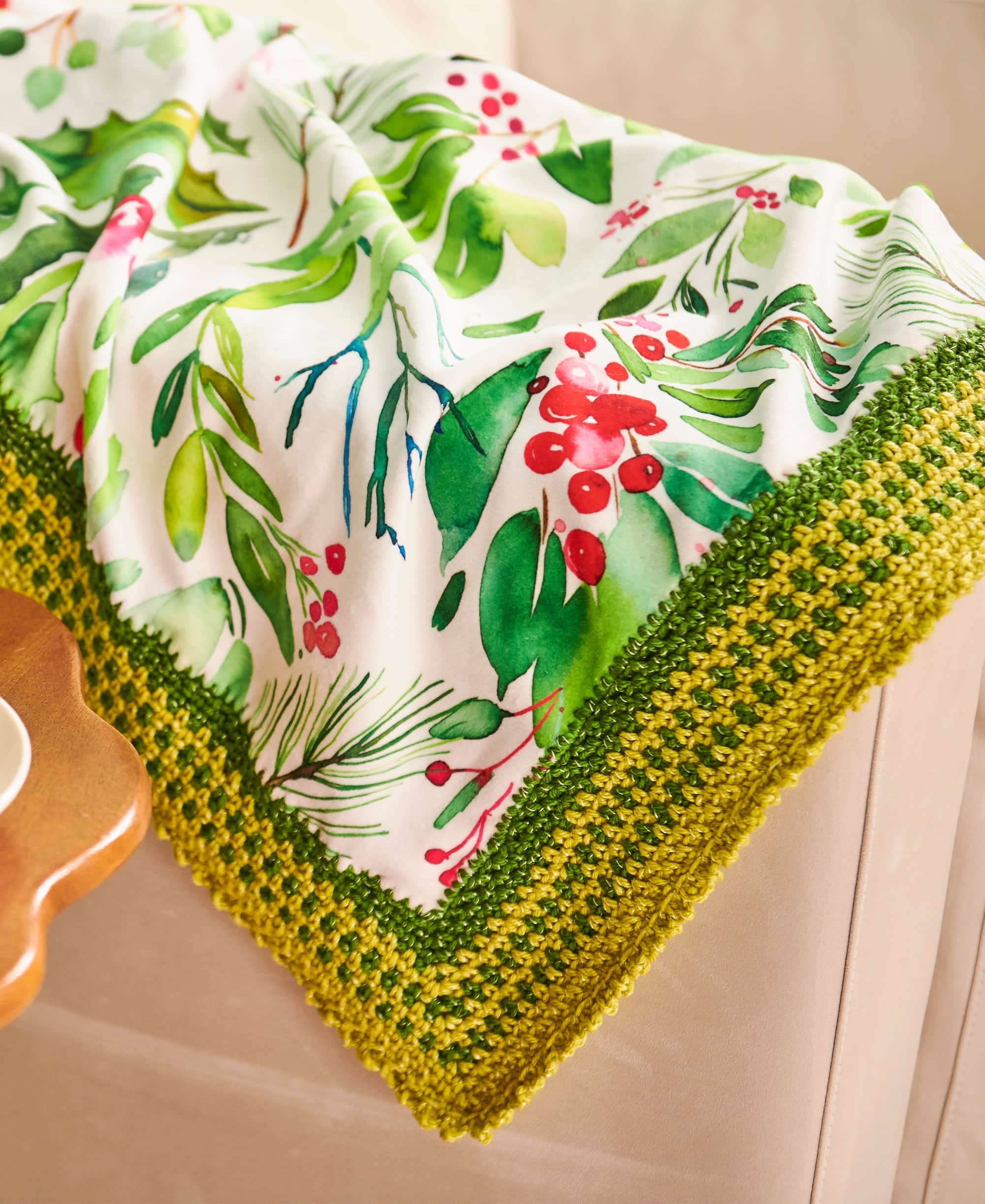 Fleece Blanket with Edging – Premier Yarns