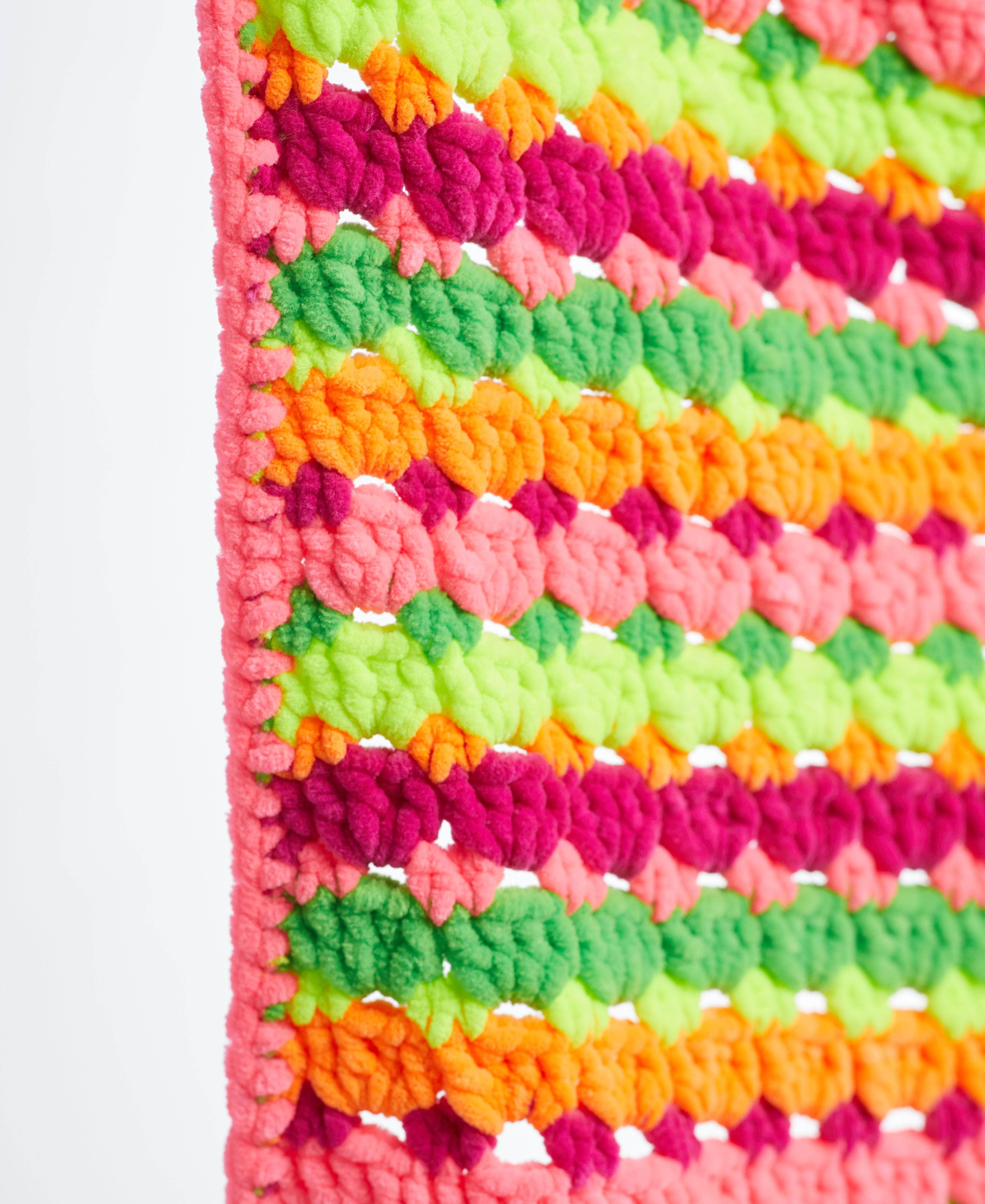 Dots and Dashes Blanket – Premier Yarns