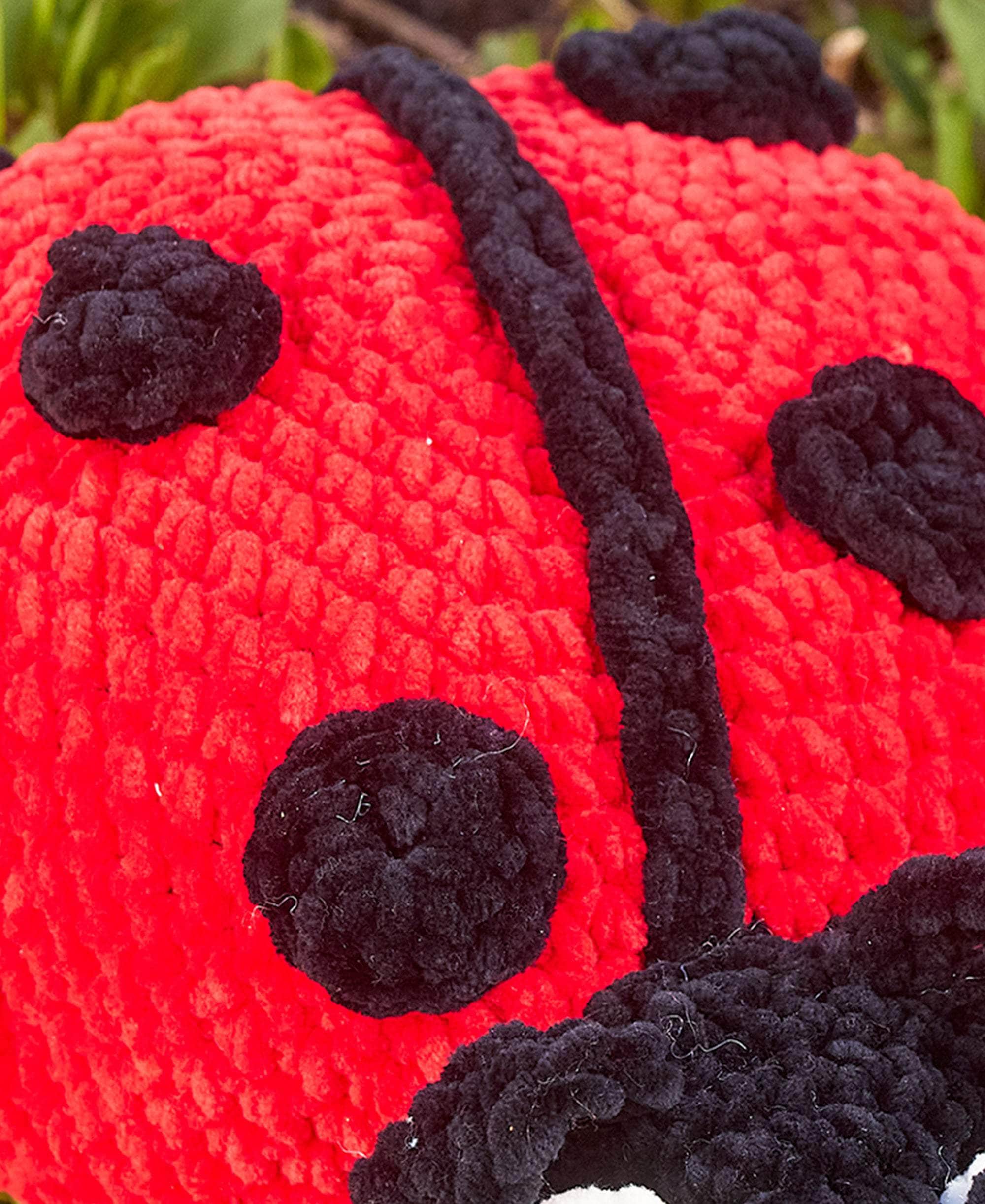 Loretta Ladybug – Premier Yarns