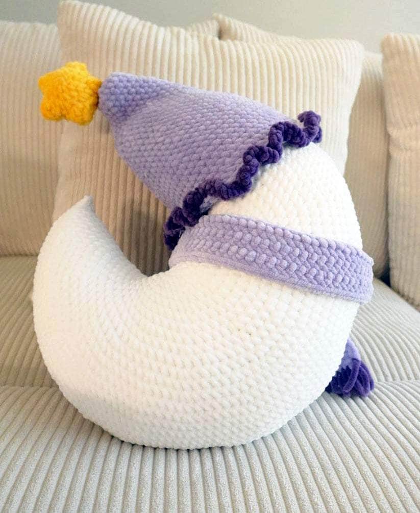 Mellow Crescent Moon – Premier Yarns