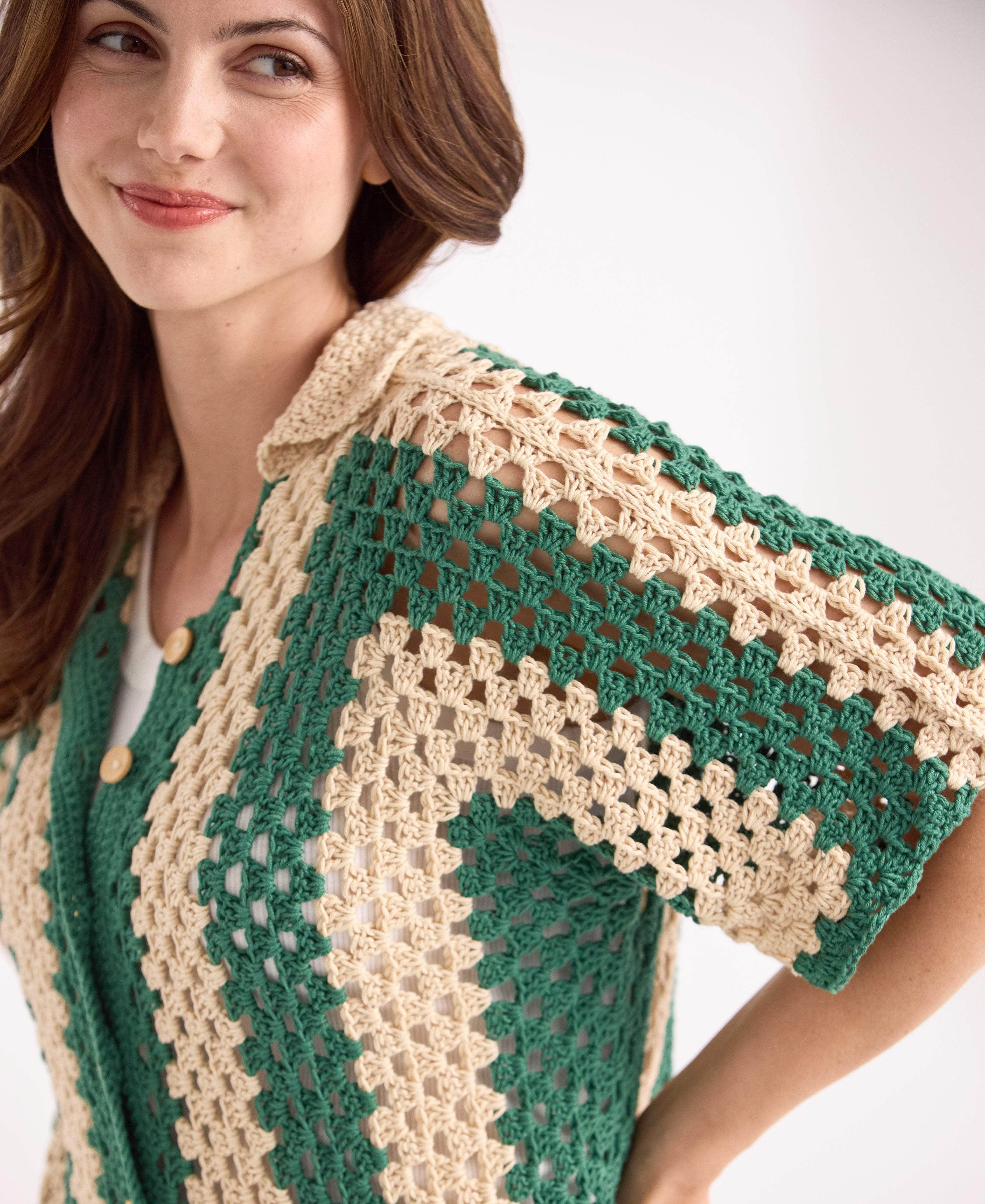 Hexagon Button Down – Premier Yarns