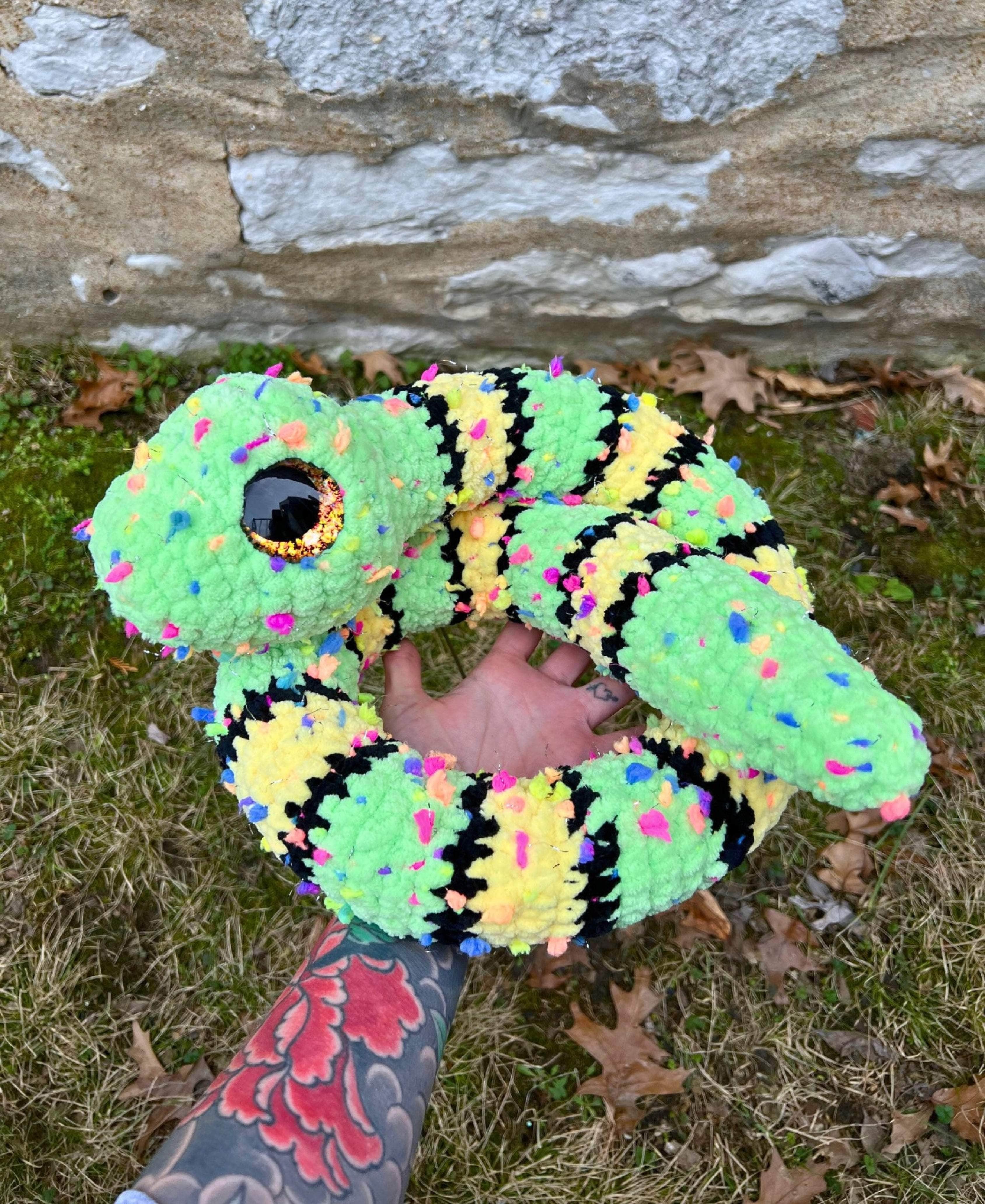 Slithery Snake – Premier Yarns
