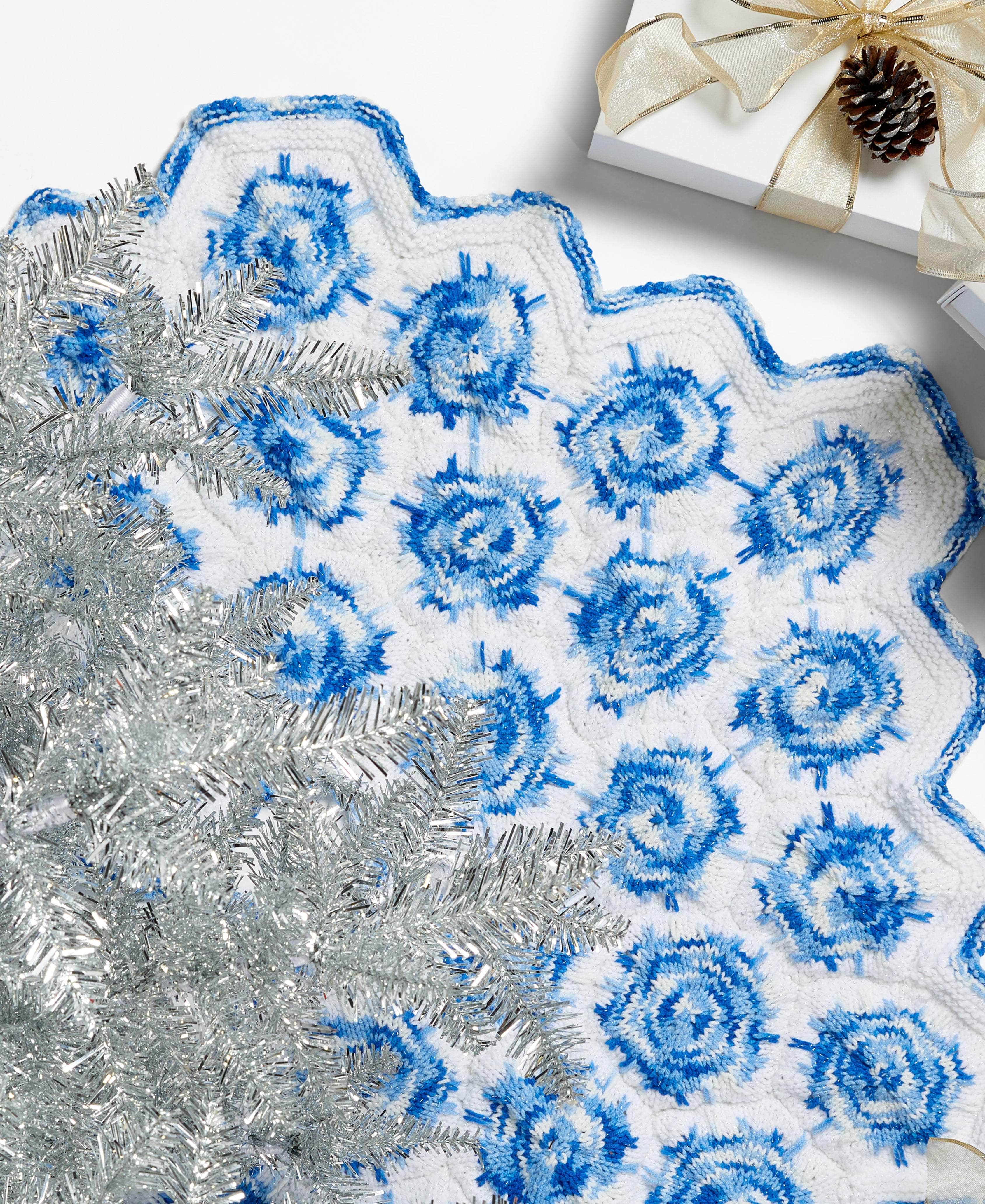 Crystalized Tree Skirt – Premier Yarns