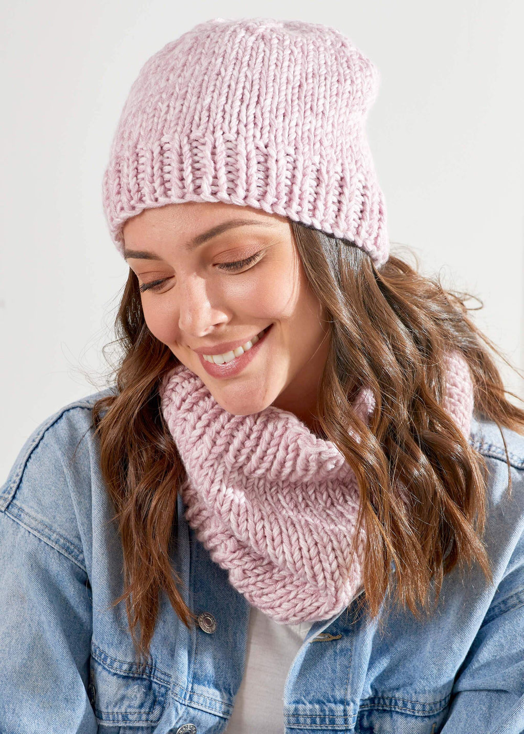Chunky Hat and Cowl – Premier Yarns