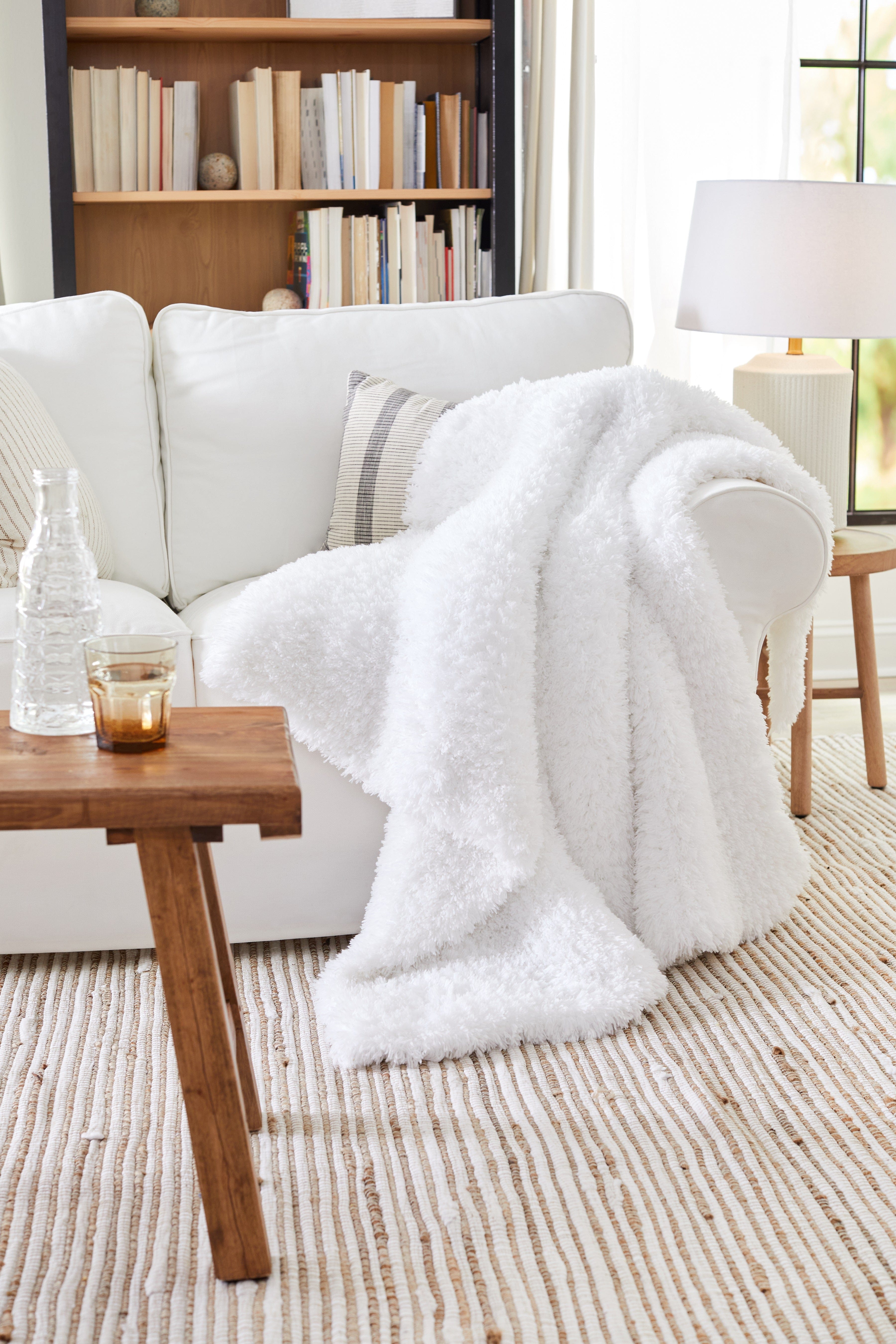 Cozy Plush Throw – Premier Yarns