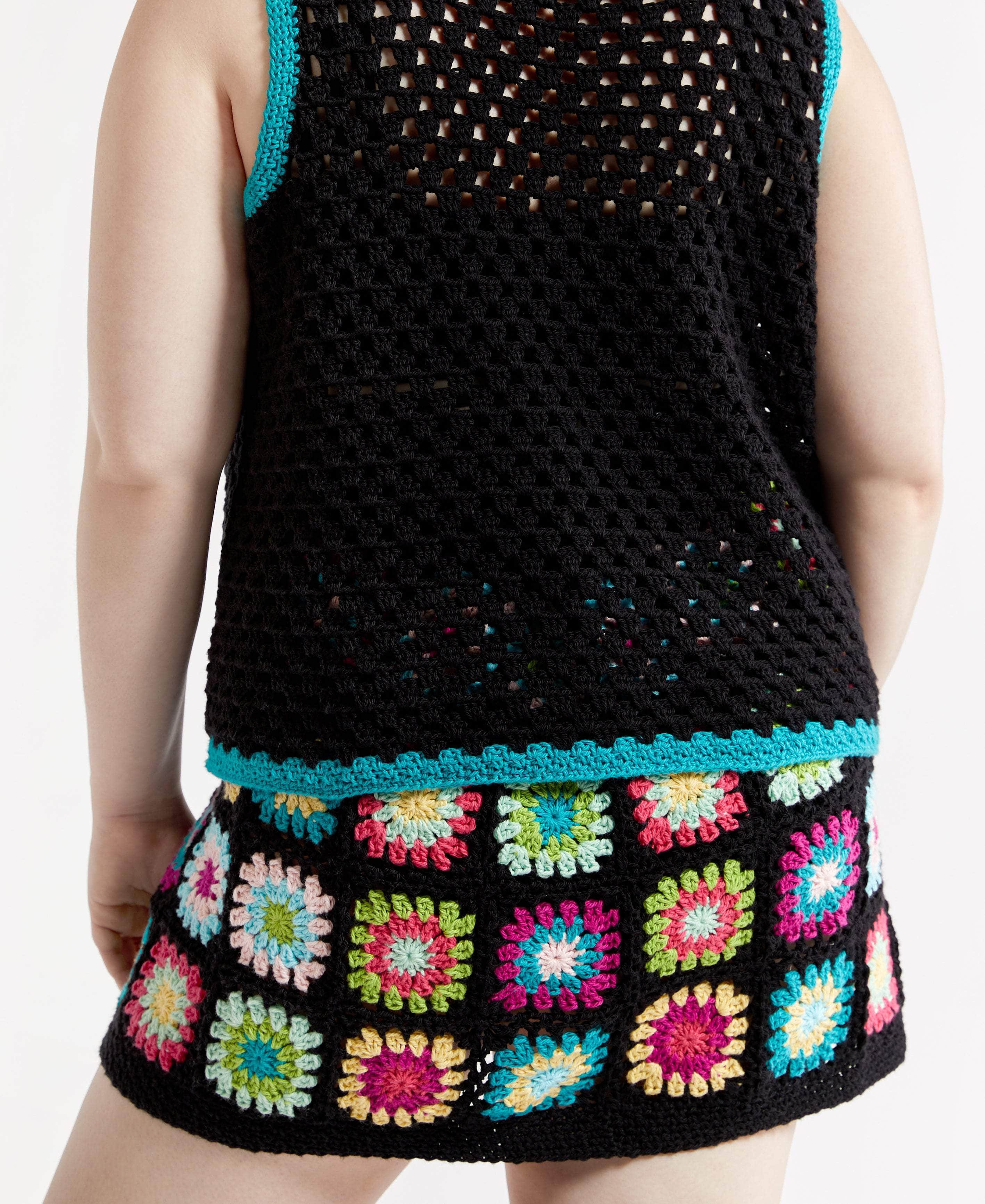 Stained Glass Skirt – Premier Yarns