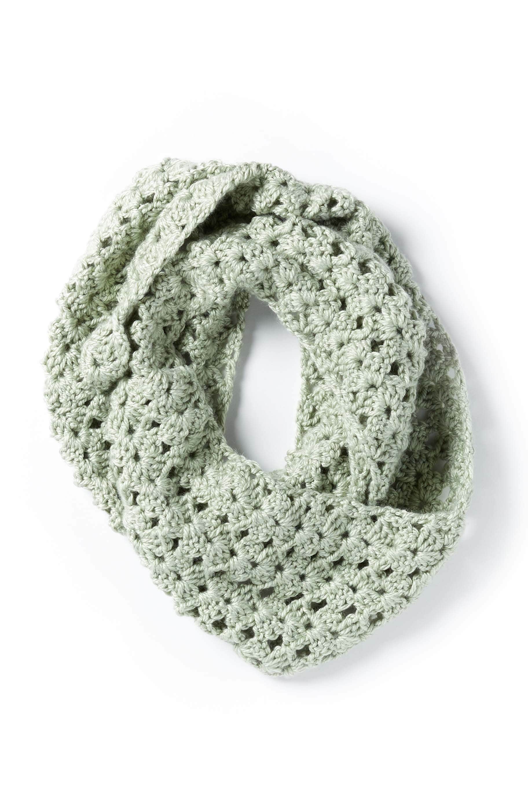 Open Fan Stitch Cowl – Premier Yarns