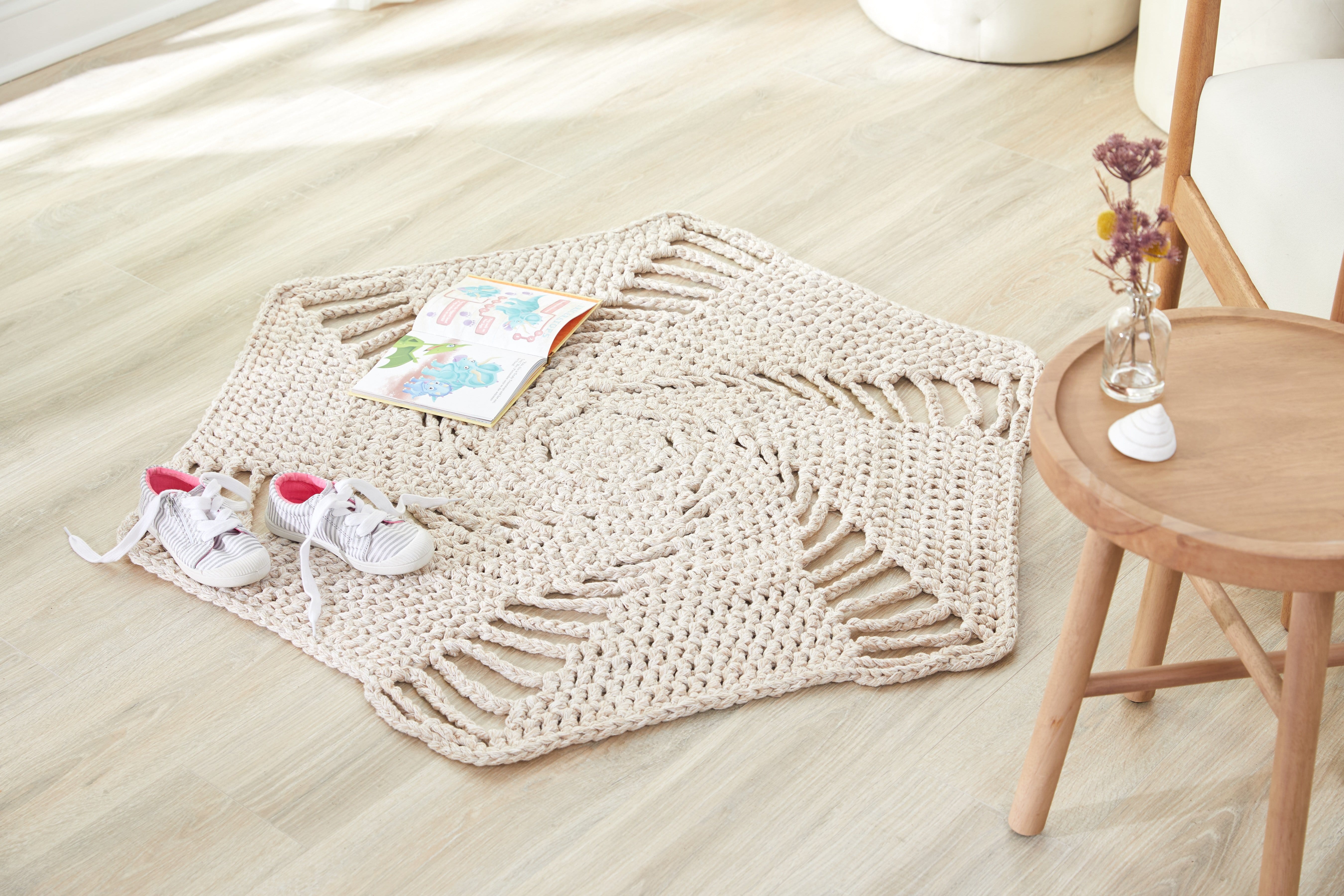 Spiral Rug – Premier Yarns