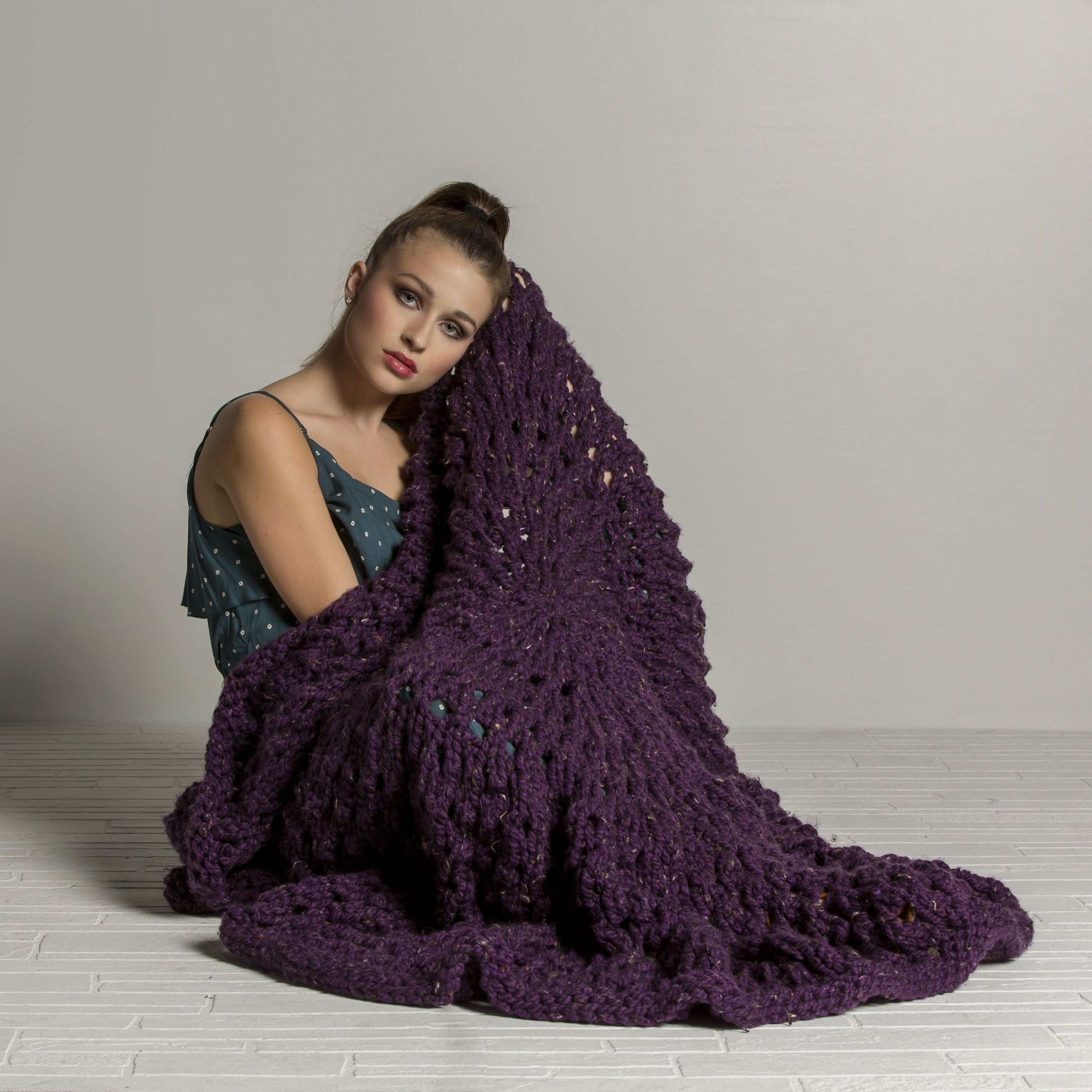 Concentric Circles Throw – Premier Yarns