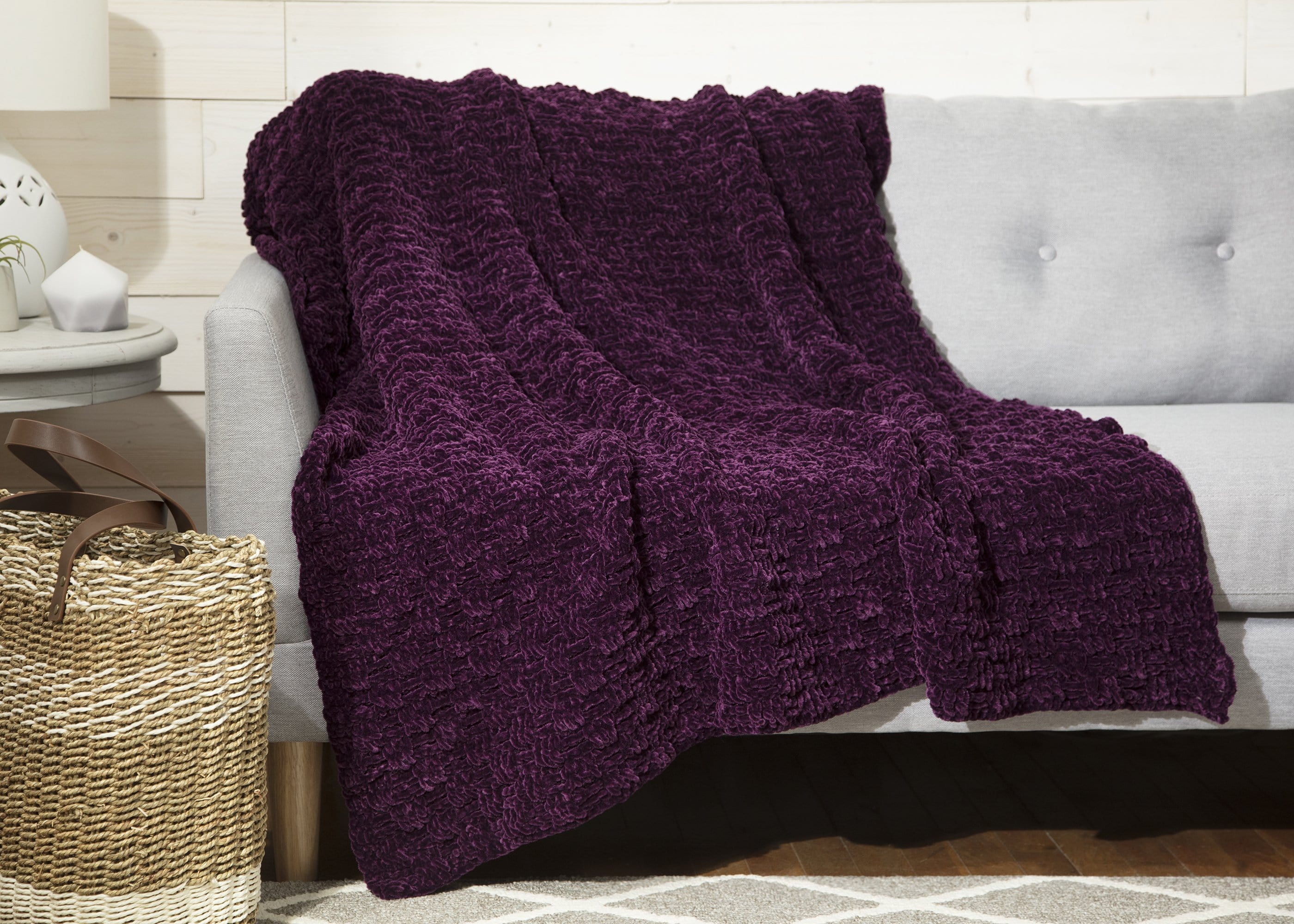 Luxe Weave Throw – Premier Yarns