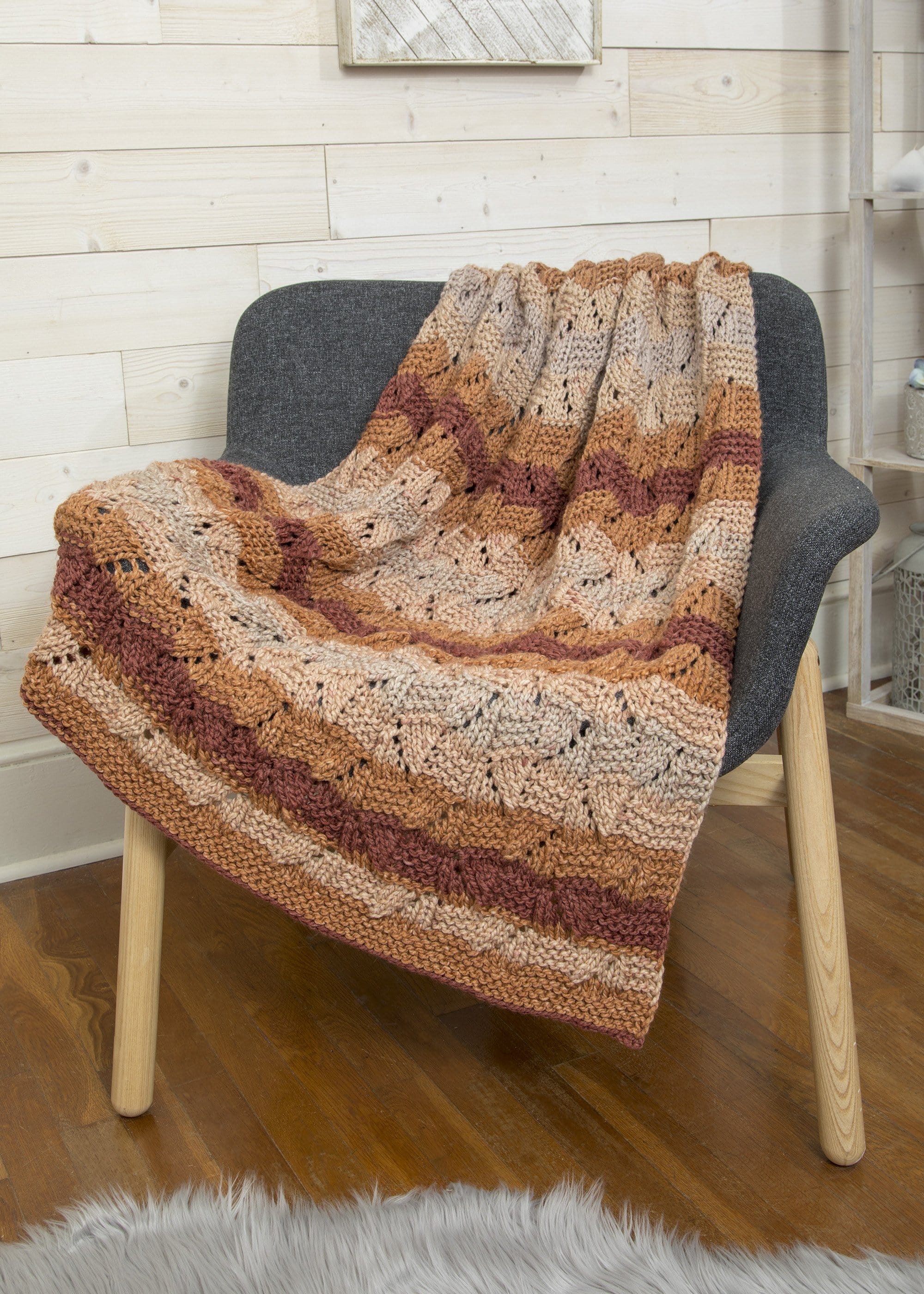 Chestnut Throw – Premier Yarns